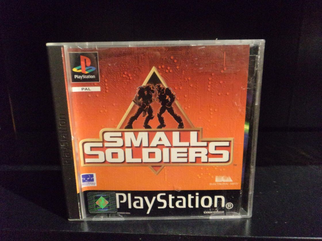 Small Soldiers K ytetty PS1 Porvoonpelikauppa fi
